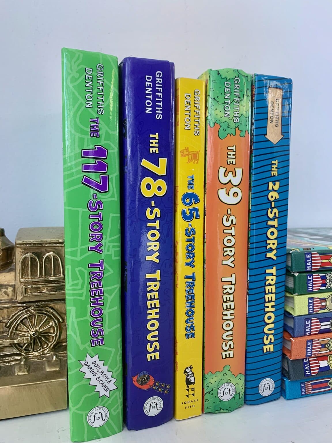 Series for Reluctant Boy Readers - Fuzzymama